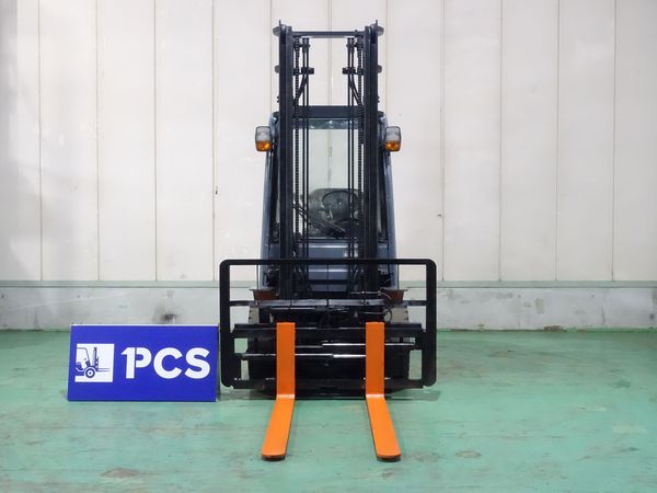 02-8FD25 2.5トン ディーゼル 【中古フォークリフトのPCS】